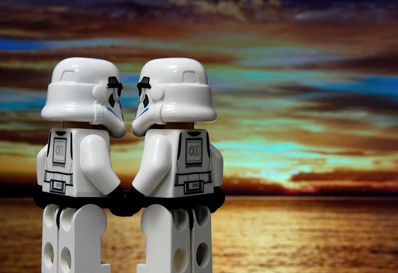 Signs You’re Spending Too Much Time Together | LoveLearnings.com